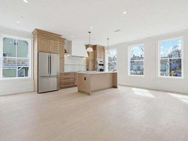 condo with 3 bedroom, Boston MA ES103436671