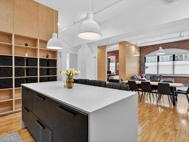 condo with 3 bedroom, Boston MA ES103438941