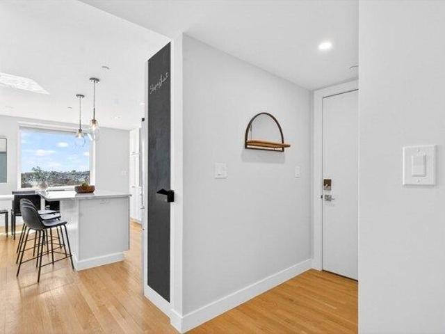 condo with 3 bedroom, Boston MA ES103442719