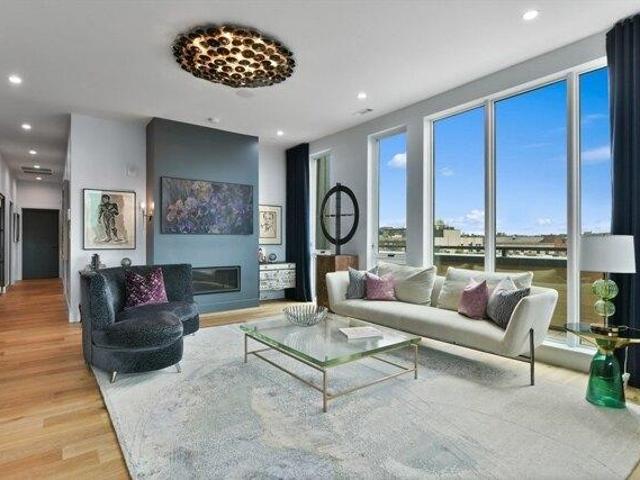 condo with 3 bedroom, Boston MA ES103443378