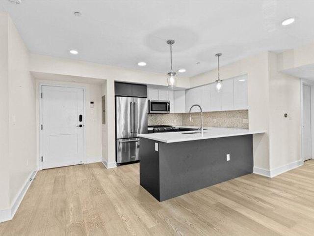 condo with 3 bedroom, Boston MA ES103444224