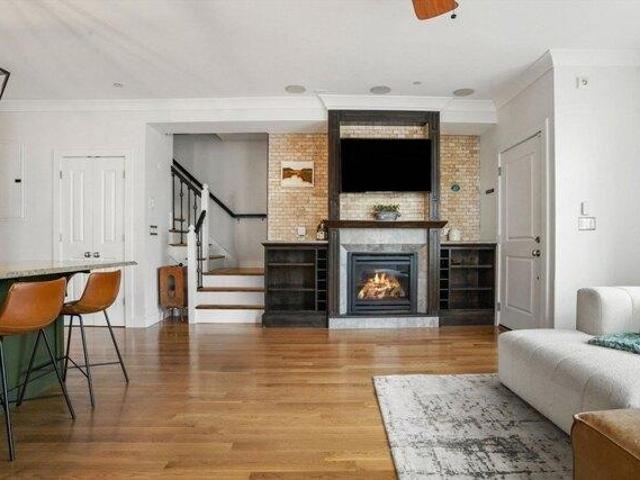 condo with 3 bedroom, Boston MA ES103495728