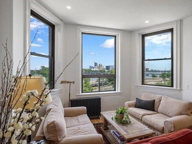 condo with 3 bedroom, Boston MA ES103495244