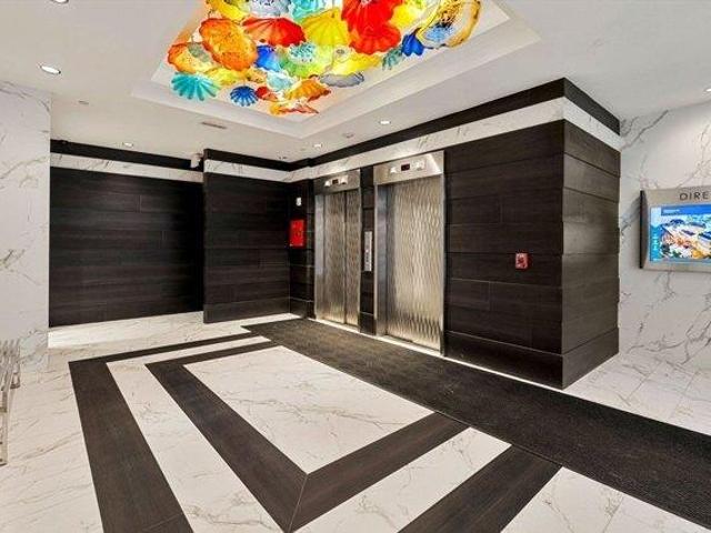 condo with 3 bedroom, Boston MA ES103497478