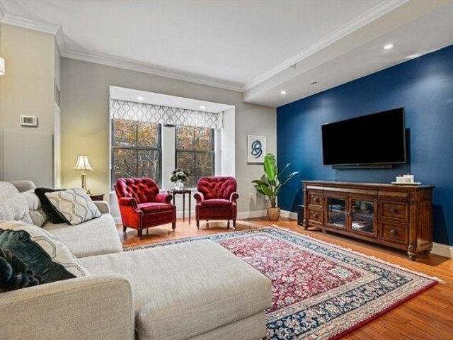 condo with 3 bedroom, Boston MA ES103498315