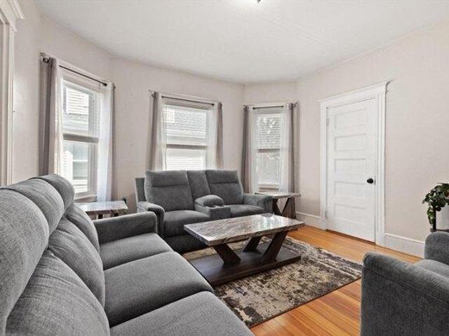 condo with 3 bedroom, Boston MA ES103499850