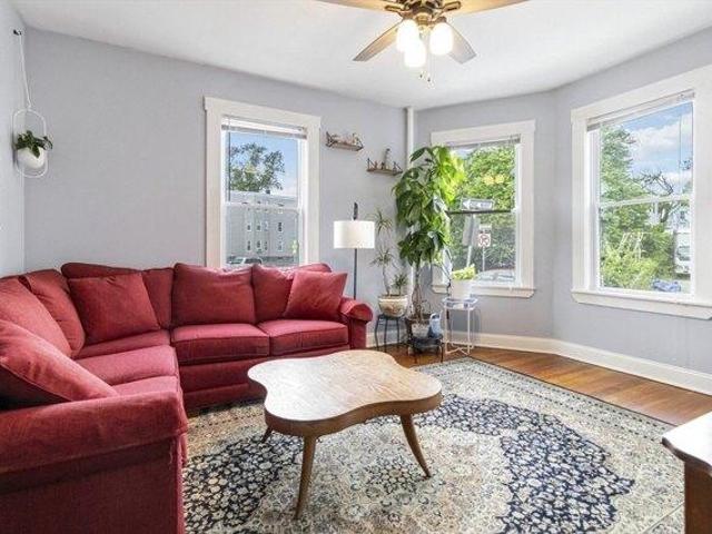 condo with 3 bedroom, Boston MA ES103499365
