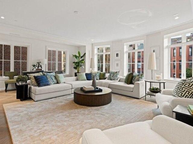 condo with 3 bedroom, Boston MA ES103500403
