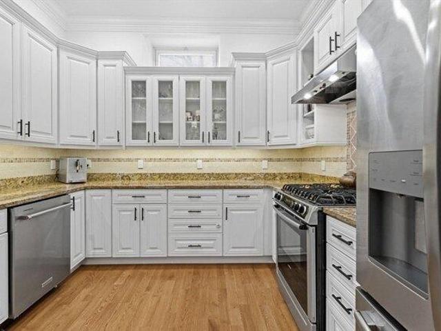 condo with 3 bedroom, Boston MA ES103500063