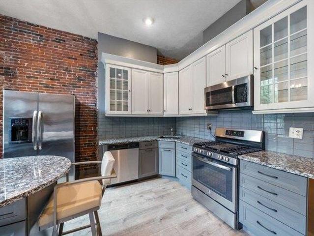 condo with 3 bedroom, Boston MA ES103500131
