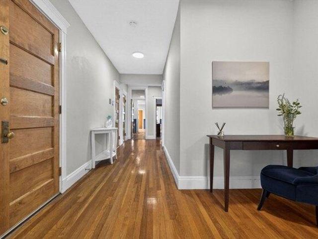 condo with 3 bedroom, Boston MA ES103588503