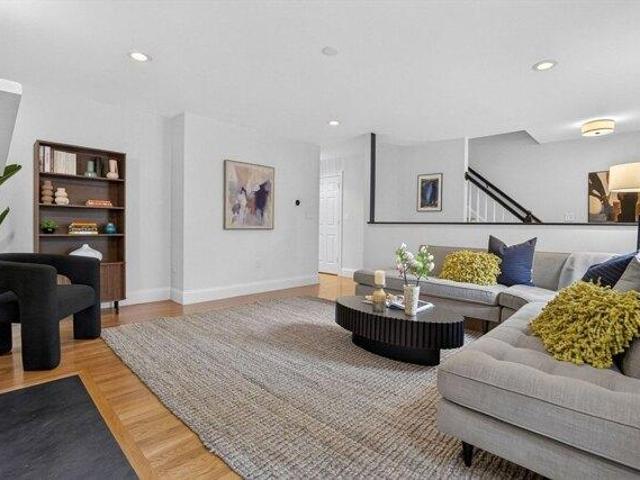 condo with 3 bedroom, Boston MA ES103588290