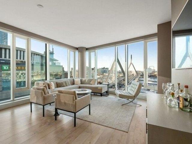 condo with 3 bedroom, Boston MA ES103627093