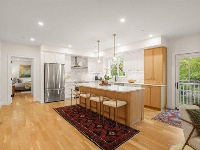 condo with 3 bedroom, Boston MA ES103662506