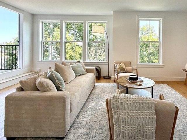 condo with 3 bedroom, Boston MA ES103850790
