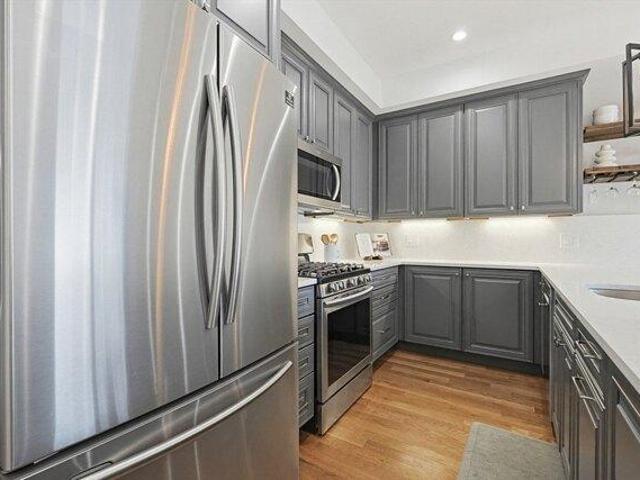 condo with 3 bedroom, Boston MA ES103965704