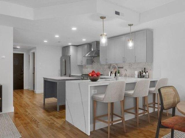 condo with 3 bedroom, Boston MA ES103969263