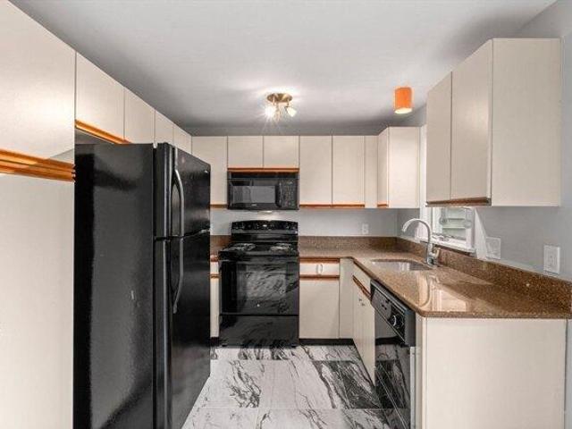 condo with 3 bedroom, Boston MA ES103018383