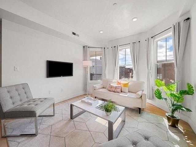 condo with 3 bedroom, Boston MA ES103033894