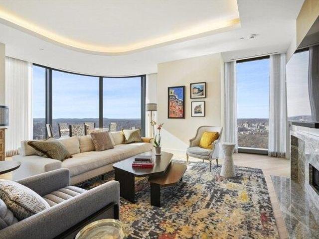 condo with 3 bedroom, Boston MA ES103036536