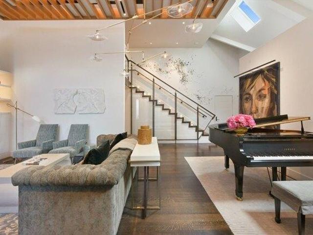 condo with 3 bedroom, Boston MA ES103036008