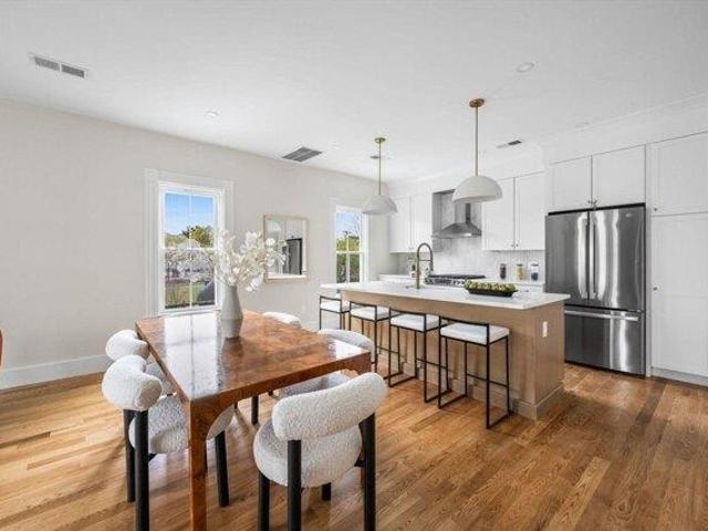 condo with 3 bedroom, Boston MA ES103037926