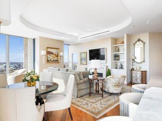 condo with 3 bedroom, Boston MA ES103072556