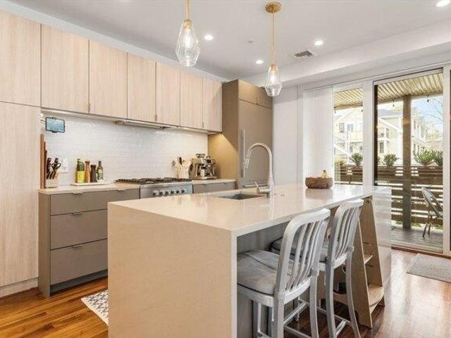 condo with 3 bedroom, Boston MA ES103074730