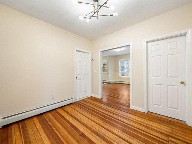condo with 3 bedroom, Boston MA ES103098415