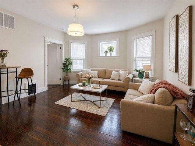 condo with 3 bedroom, Boston MA ES103124475