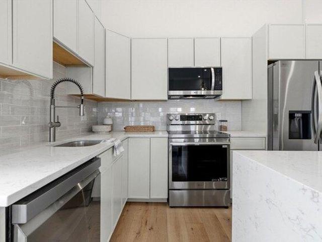condo with 3 bedroom, Boston MA ES103126754