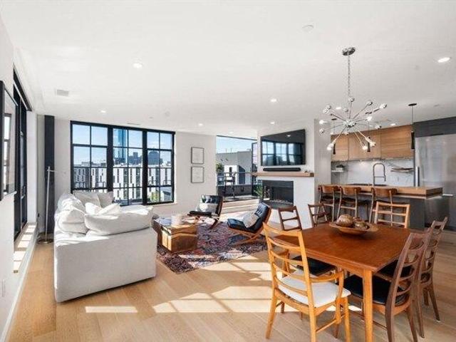 condo with 3 bedroom, Boston MA ES103126147