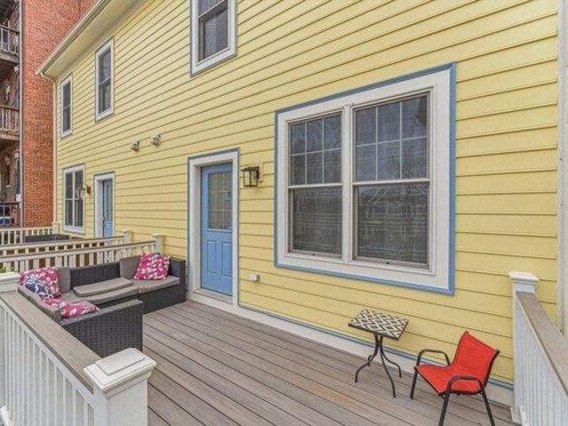 condo with 3 bedroom, Boston MA ES103127432