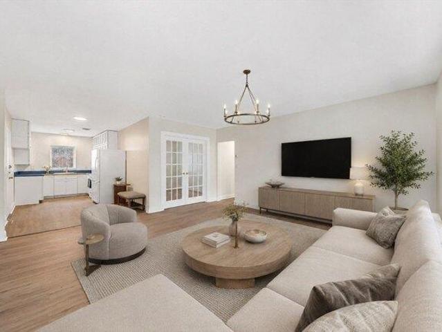 condo with 3 bedroom, Boston MA ES103189596