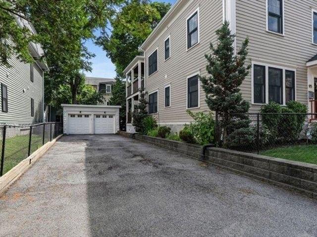condo with 3 bedroom, Boston MA ES104406278