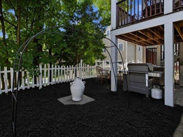condo with 3 bedroom, Boston MA ES104481413