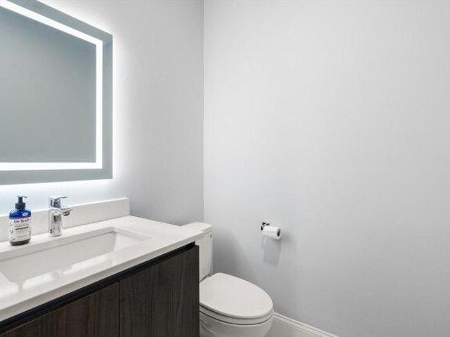 condo with 3 bedroom, Boston MA ES104513806