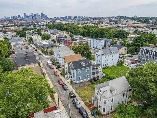 condo with 3 bedroom, Boston MA ES104604634