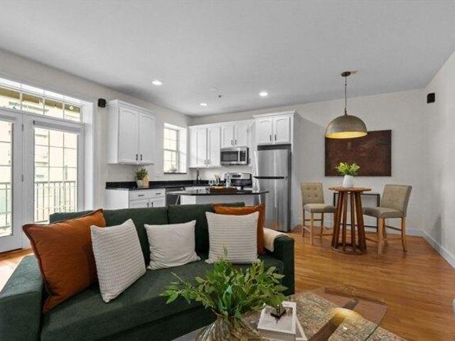 condo with 3 bedroom, Boston MA ES104609164