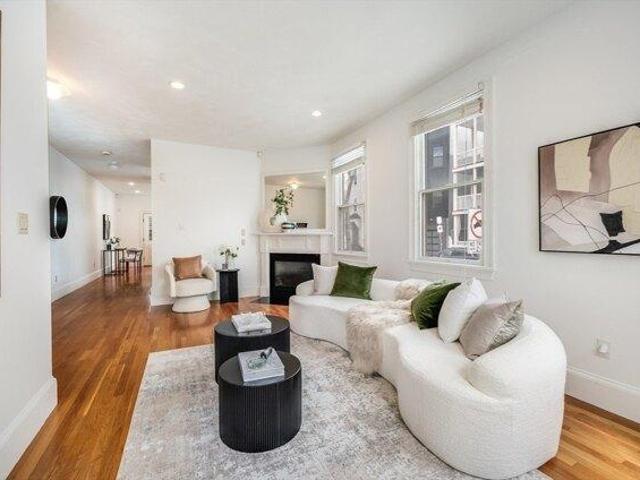 condo with 3 bedroom, Boston MA ES104719567