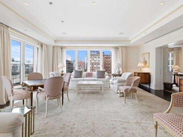 condo with 3 bedroom, Boston MA ES104758337