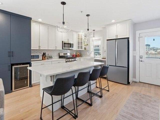 condo with 3 bedroom, Boston MA ES104759949