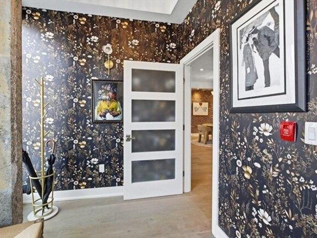 condo with 3 bedroom, Boston MA ES104761040