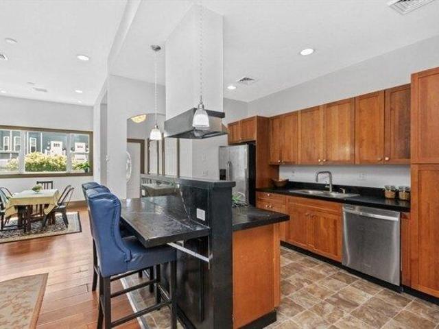 condo with 3 bedroom, Boston MA ES104789259