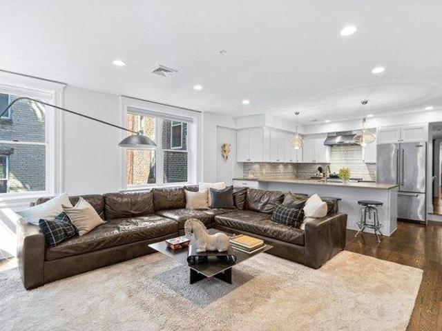 condo with 3 bedroom, Boston MA ES104791170