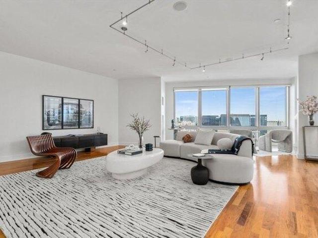 condo with 3 bedroom, Boston MA ES104810331