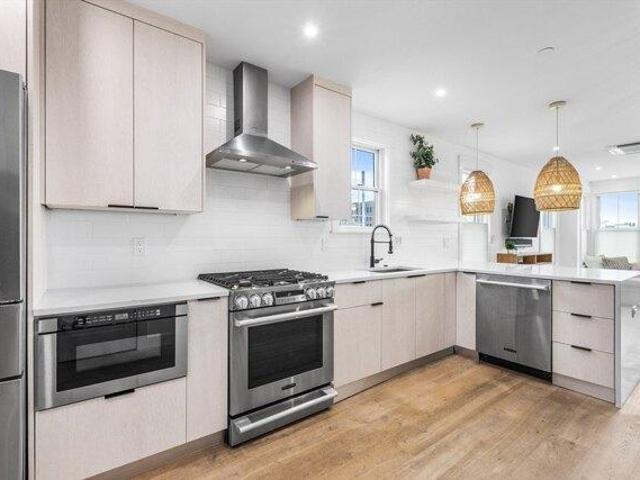 condo with 3 bedroom, Boston MA ES104834460