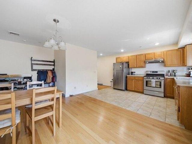 condo with 3 bedroom, Boston MA ES104835741