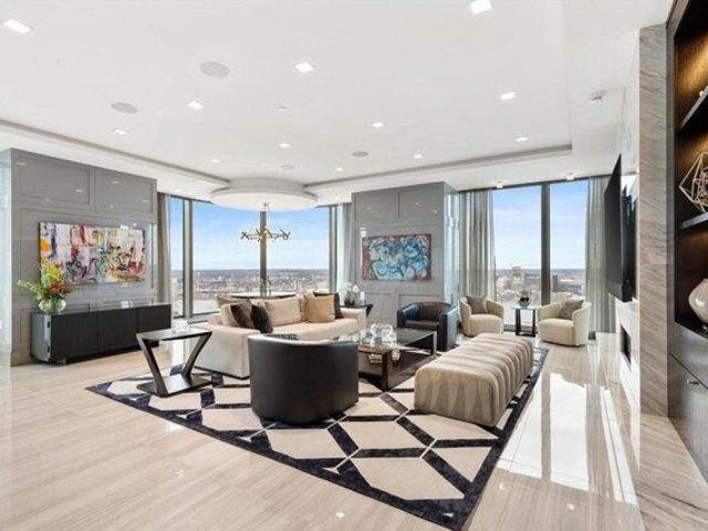 condo with 3 bedroom, Boston MA ES104870353