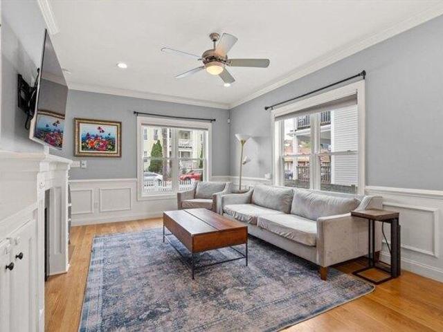 condo with 3 bedroom, Boston MA ES104920276